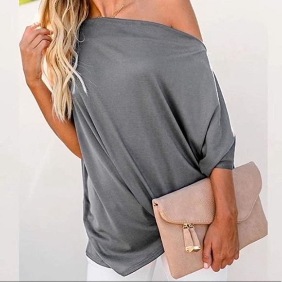 Delilah Wear | Tops | New Comfy Classy Cute Off Shoulder Boho Top ...